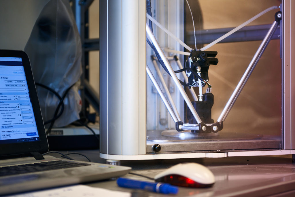 Officina digital lab | UNIRSM Design
