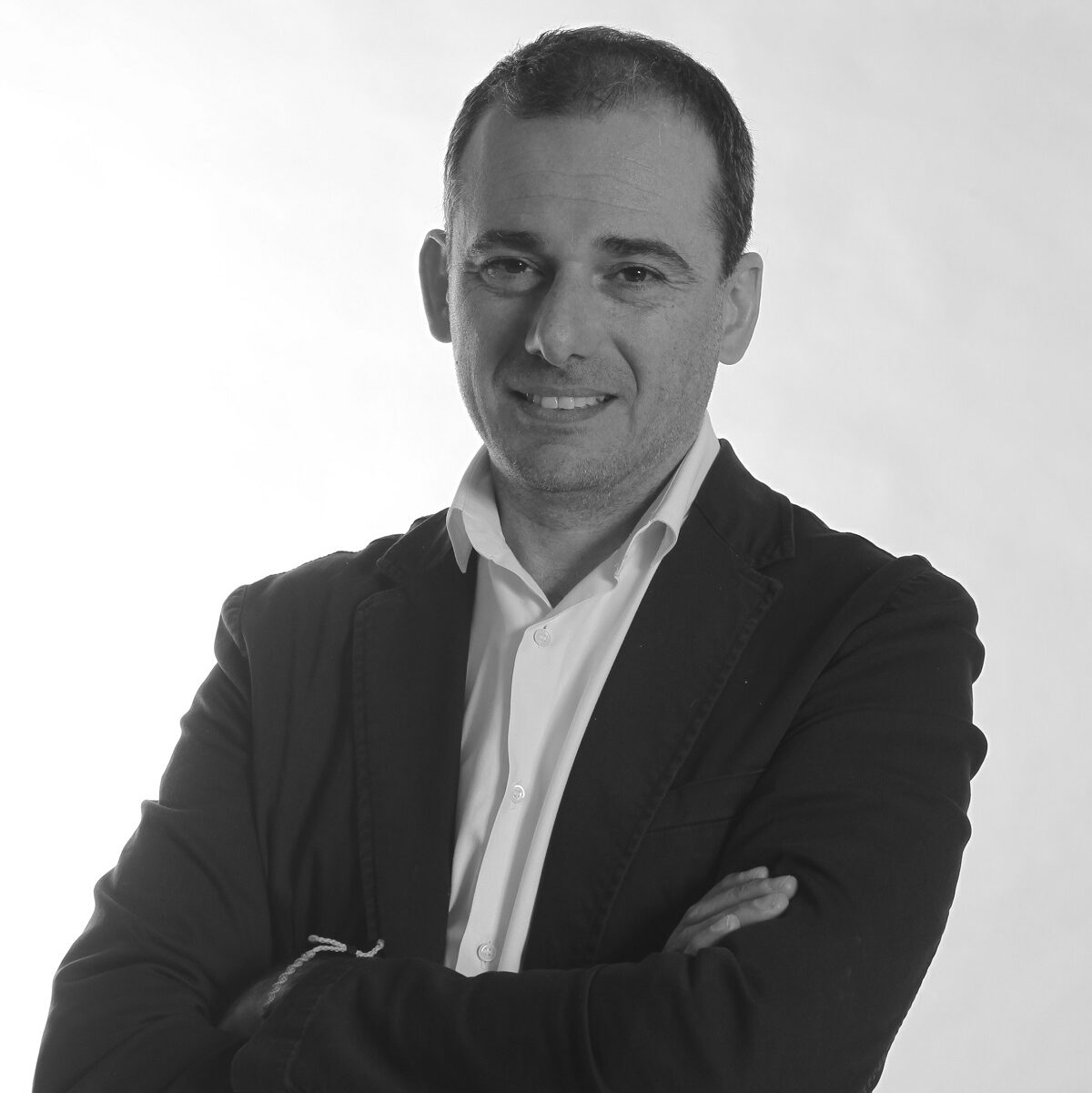 Roberto Saponelli | UNIRSM Design